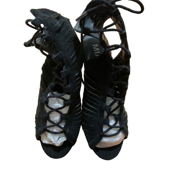 MIA | Shoes | Black Mia Suede Shoes | Poshmark